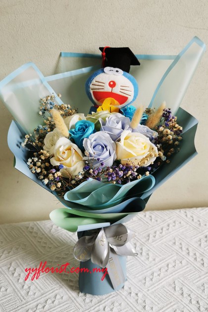 Convocation flowers | Graduation bouquet |KL online Florist | Florist ...