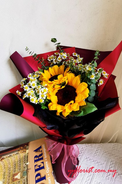 Convocation flowers | Graduation bouquet |KL online Florist | Florist ...