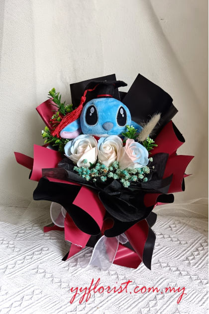 Convocation flowers | Graduation bouquet |KL online Florist | Florist ...