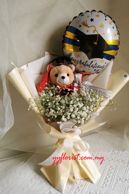 Convocation flowers | Graduation bouquet |KL online Florist | Florist ...