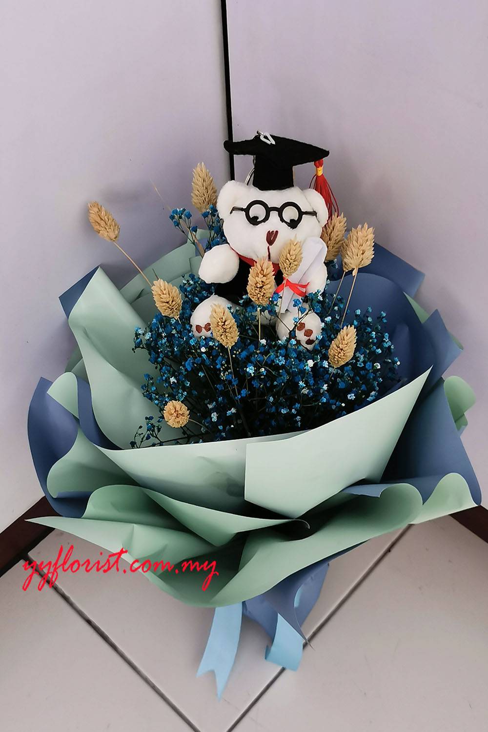 Mini Baby Breath Bouquet | 2020 graduation bouquet series | KL online ...